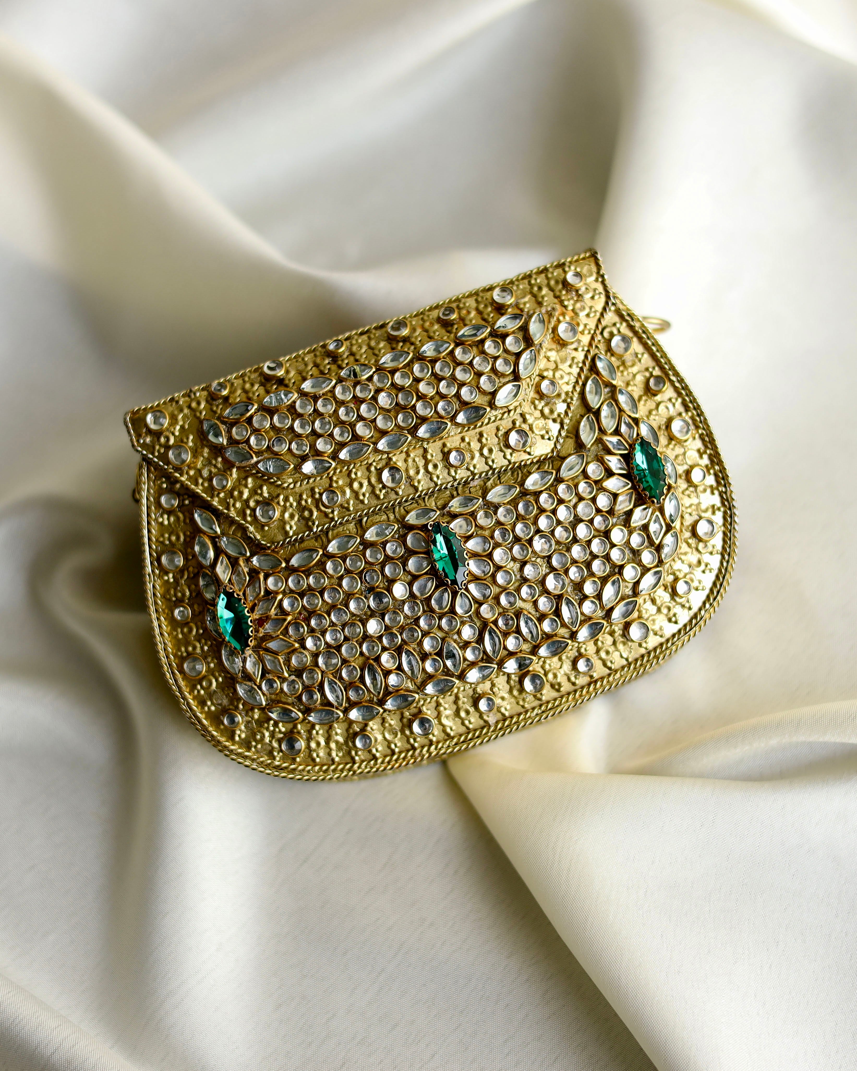 DEENA CLUTCH – AK Jewels